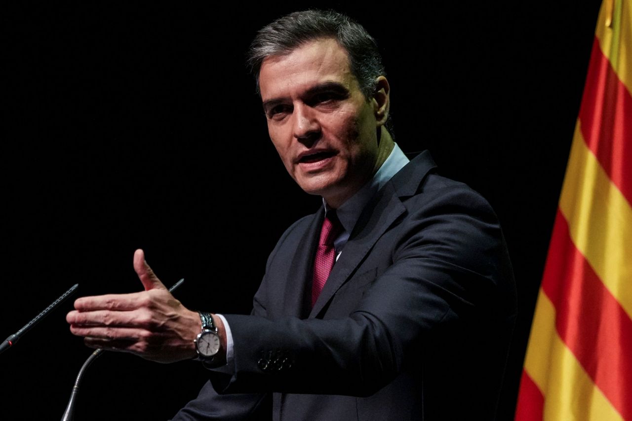 Spanish leader: 9 Catalan separatists will be pardoned