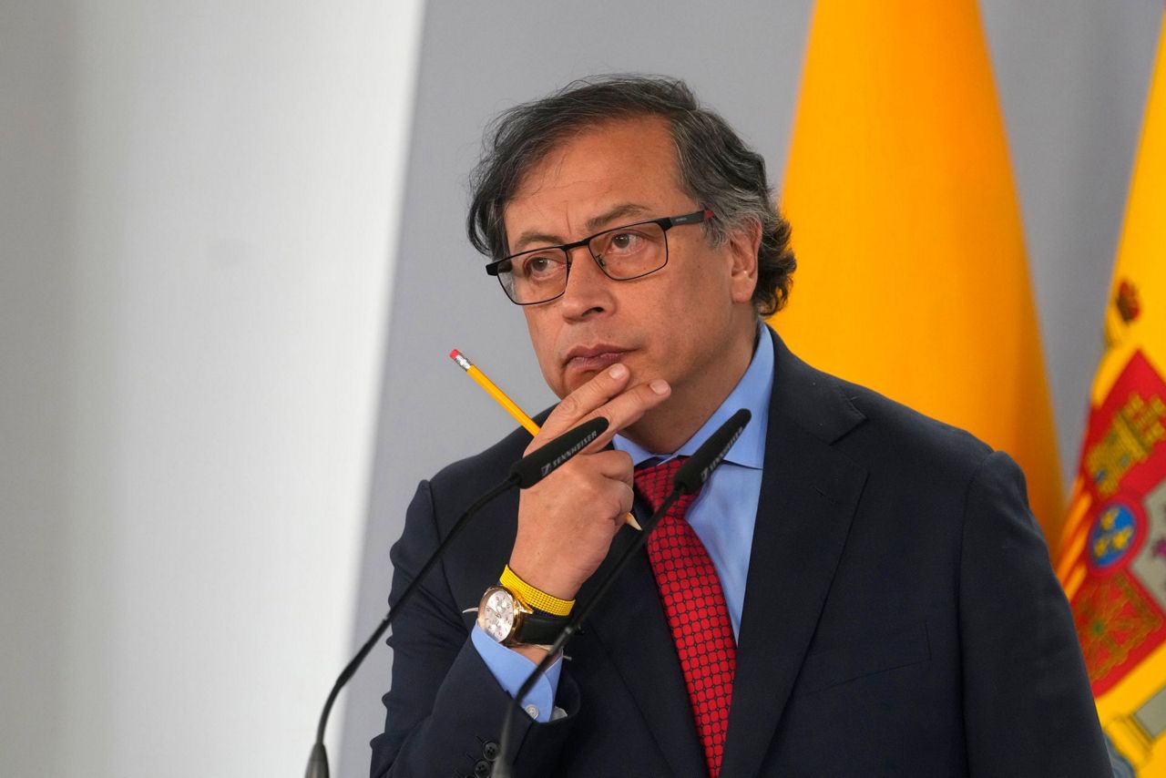 Spain expresses backing for Colombia peace plan