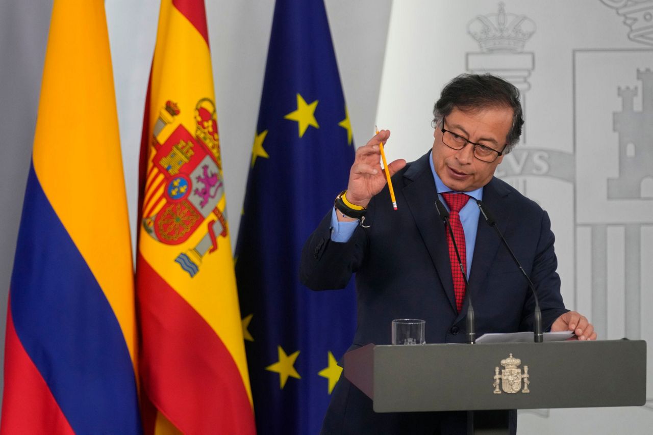 Spain expresses backing for Colombia peace plan