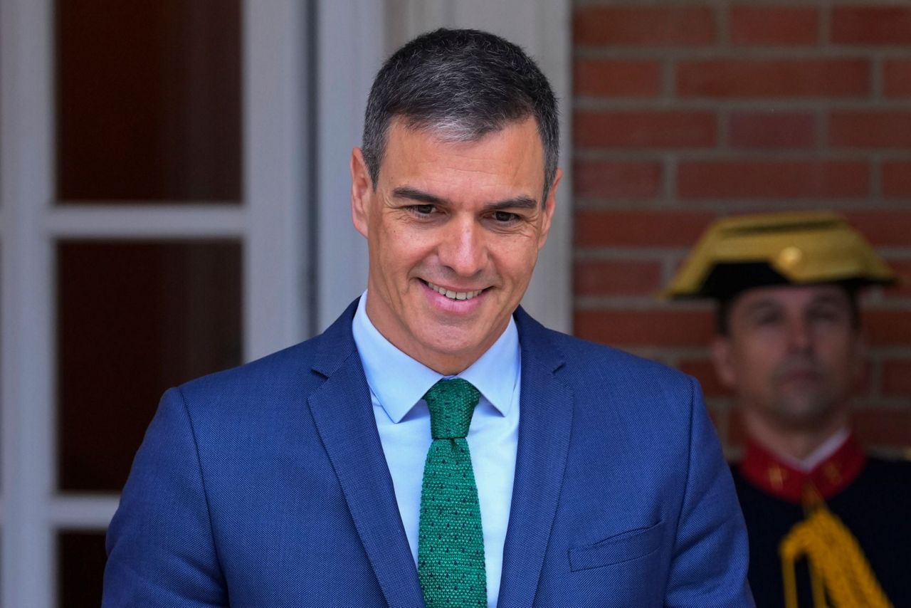 Spain expresses backing for Colombia peace plan