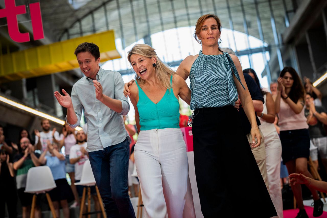 Spain's election Sunday pits 2 leftist vs. 2 rightist parties. Here's a ...