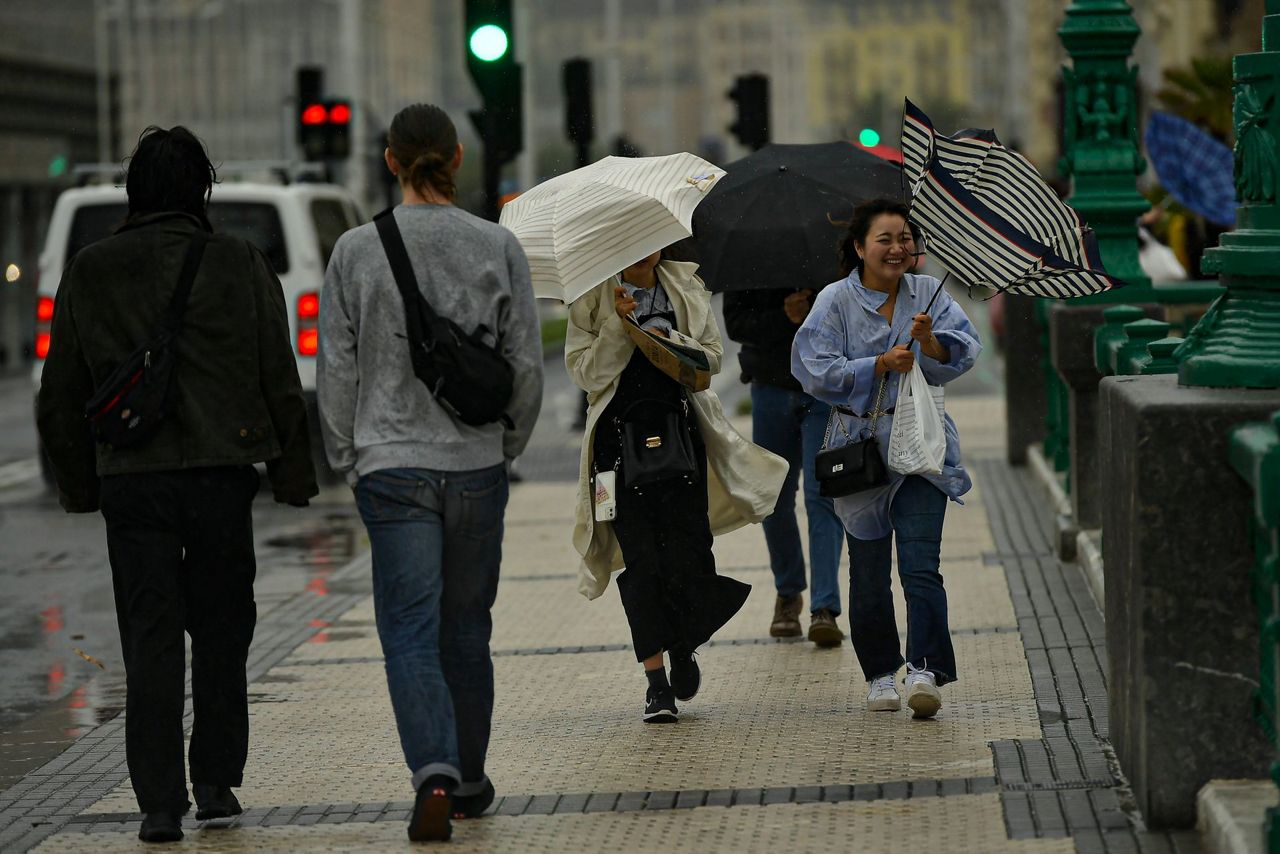 Storm Ciaran whips western Europe, blowing record winds in France and ...