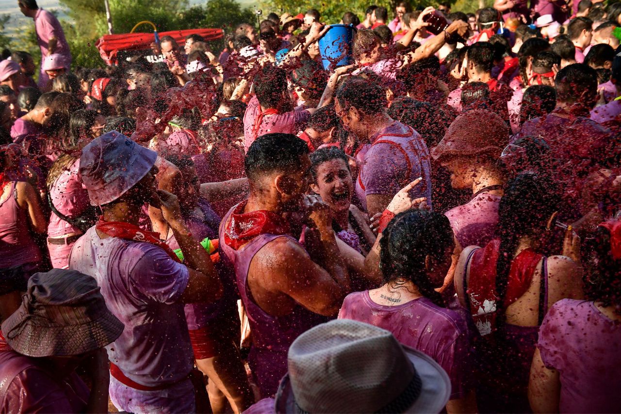 AP PHOTOS: Spanish town hosts annual wine battle