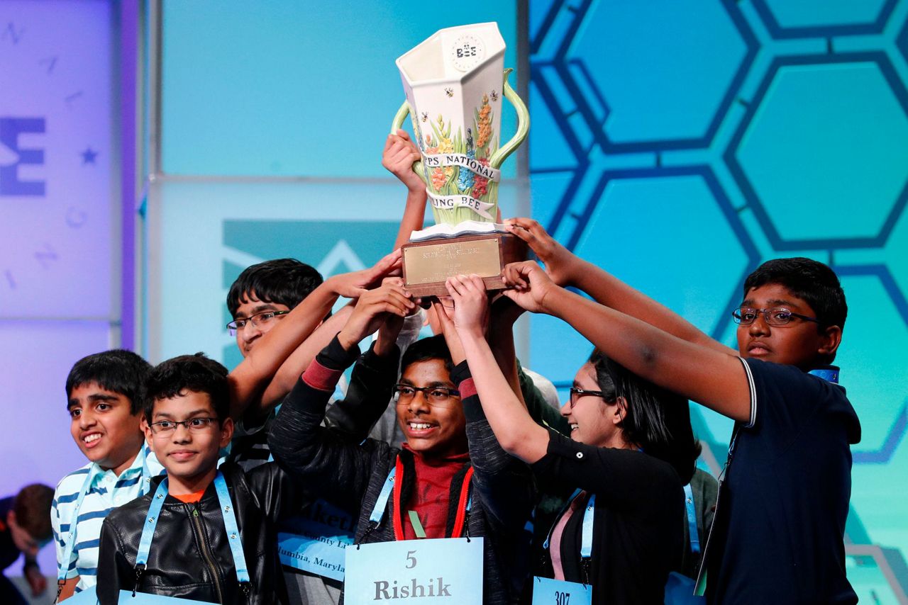 The Latest: 10 misspell in 1st round of spelling bee finals