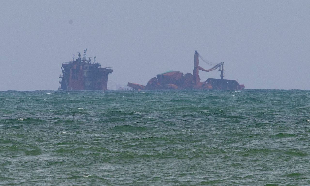 Data recovered as ship with chemicals sinking off Sri Lanka