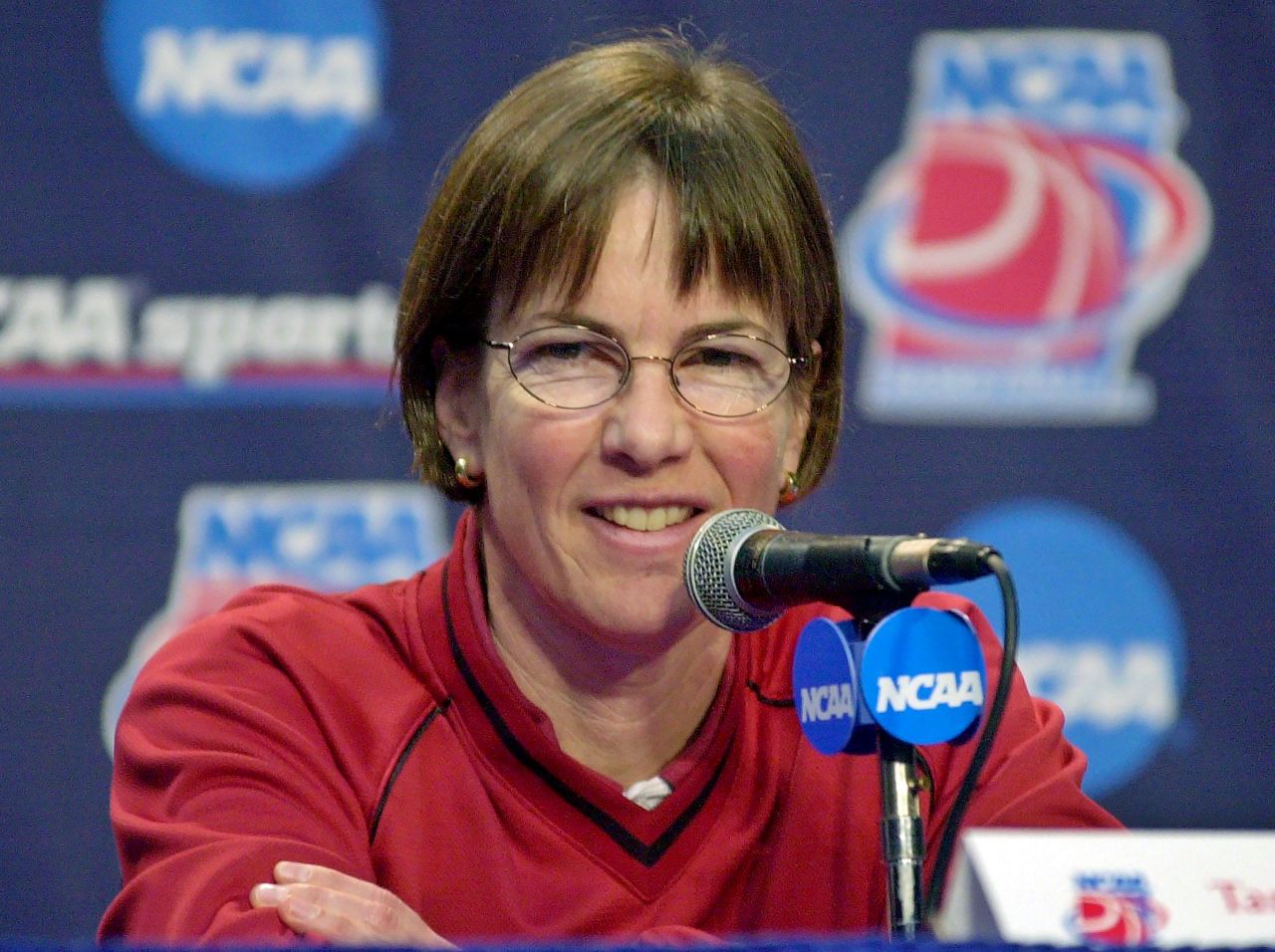 Tara VanDerveer retires as Stanford women's hoops coach after setting ...