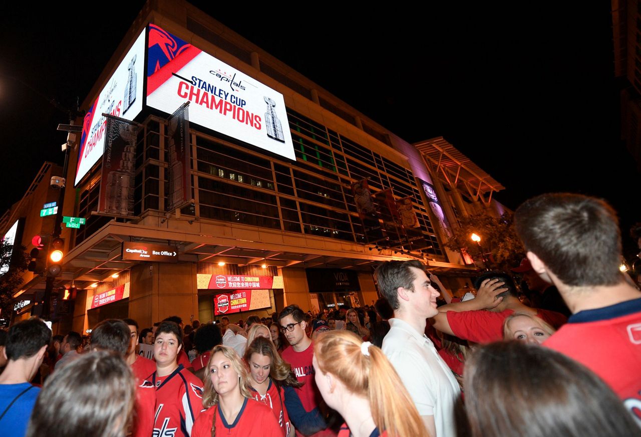 Capitals parade a welcome chance to cheer for DC sports fans