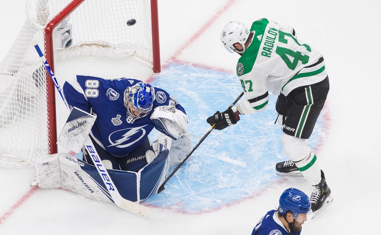 Stanley Cup on display for Stars-Lightning Game 1 of final