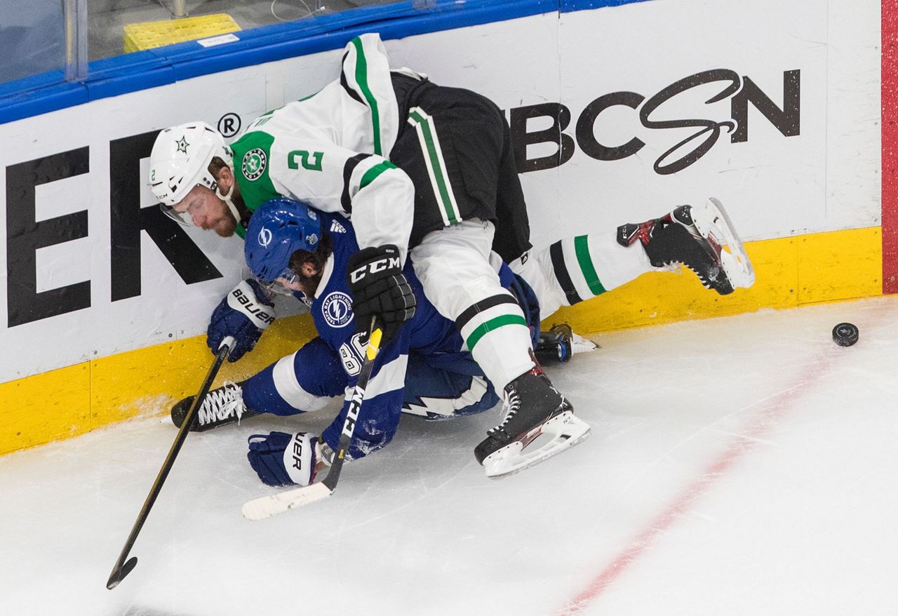 Stanley Cup on display for Stars-Lightning Game 1 of final