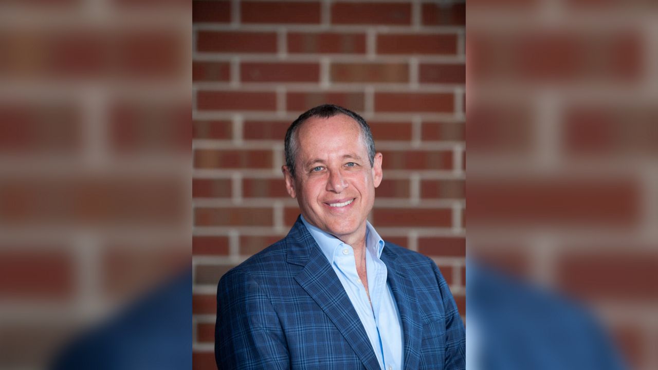 congregation of reform judaism rabbi retiring after 26 years