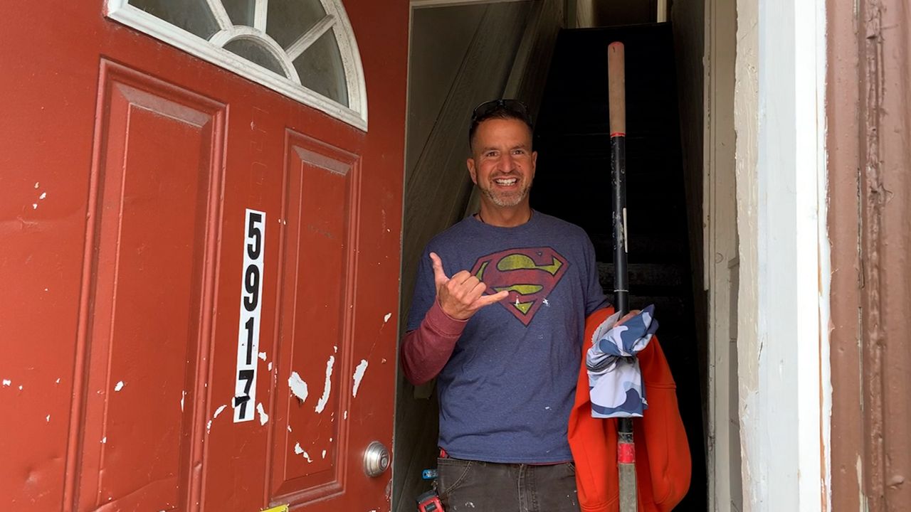 Artist keeps history alive with mural at UW-Stevens Point