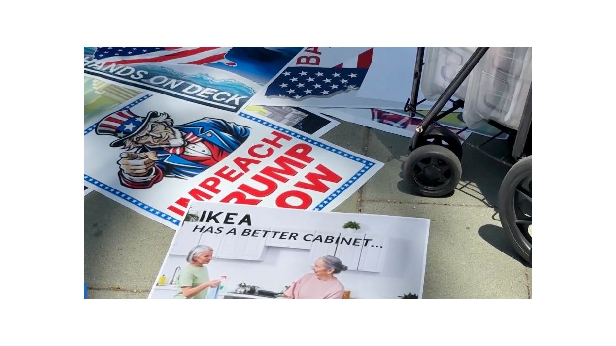 Preparing for mass anti-Trump protests Saturday