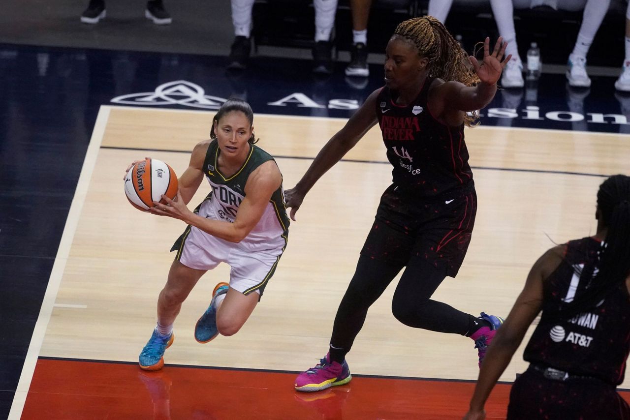 Bird, Taurasi earn spots on fifth US Olympic basketball team