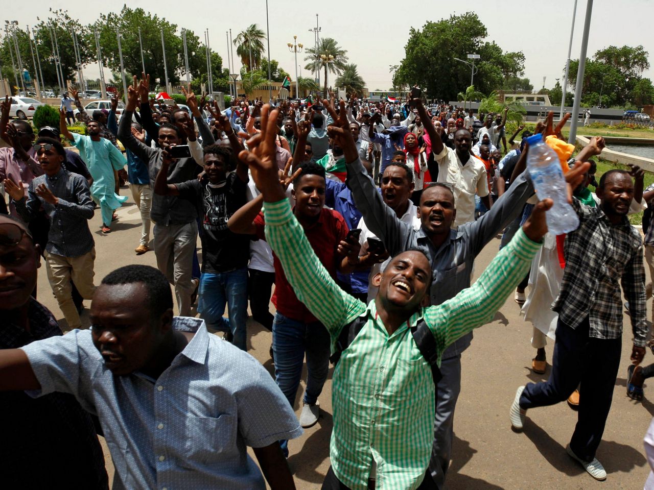 Sudanese protesters sign power-sharing deal with military