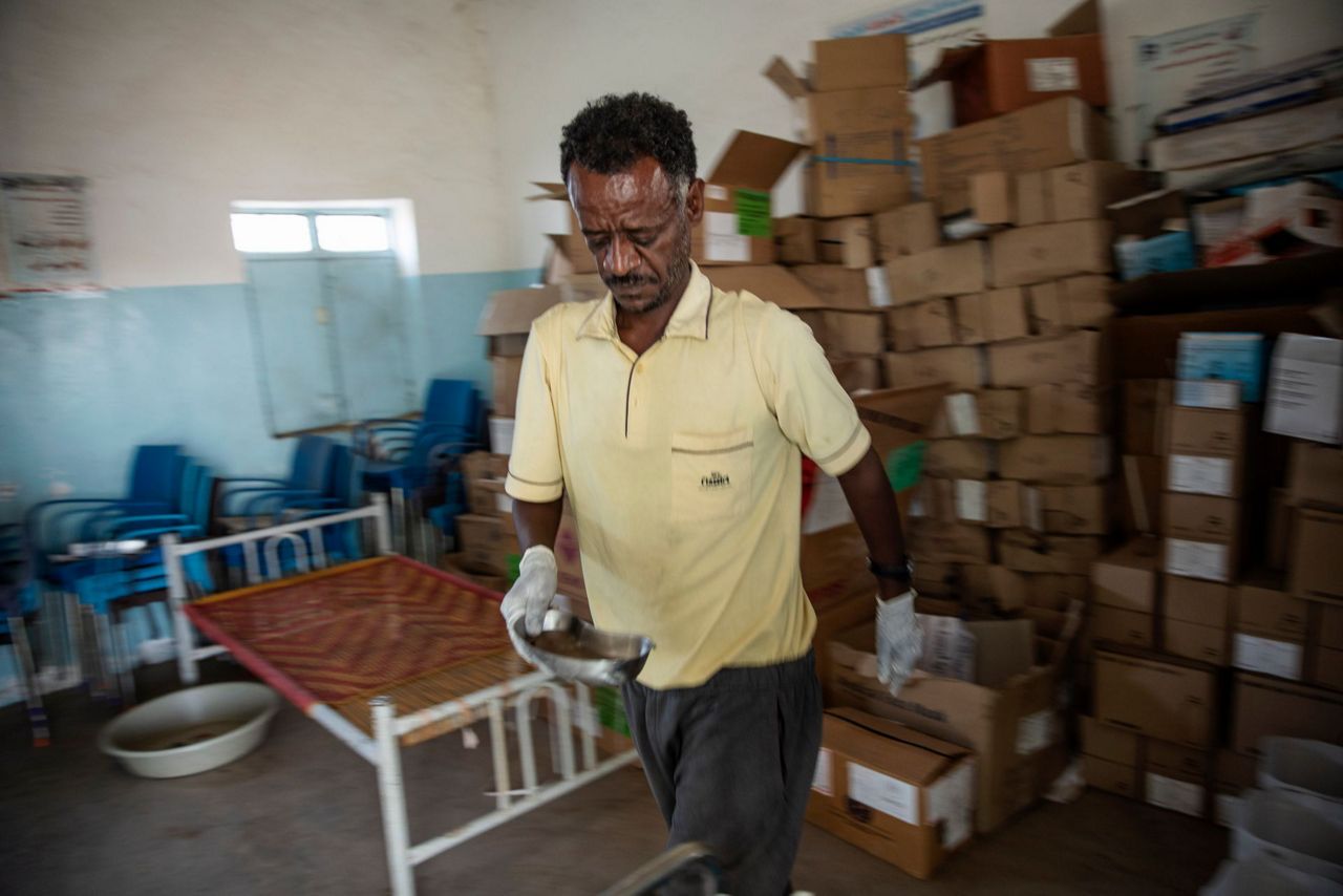 Refugee doctor chronicles Tigray's pain as he treats it