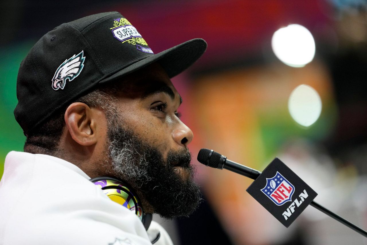Eagles defensive end Brandon Graham returns from torn triceps for Super ...