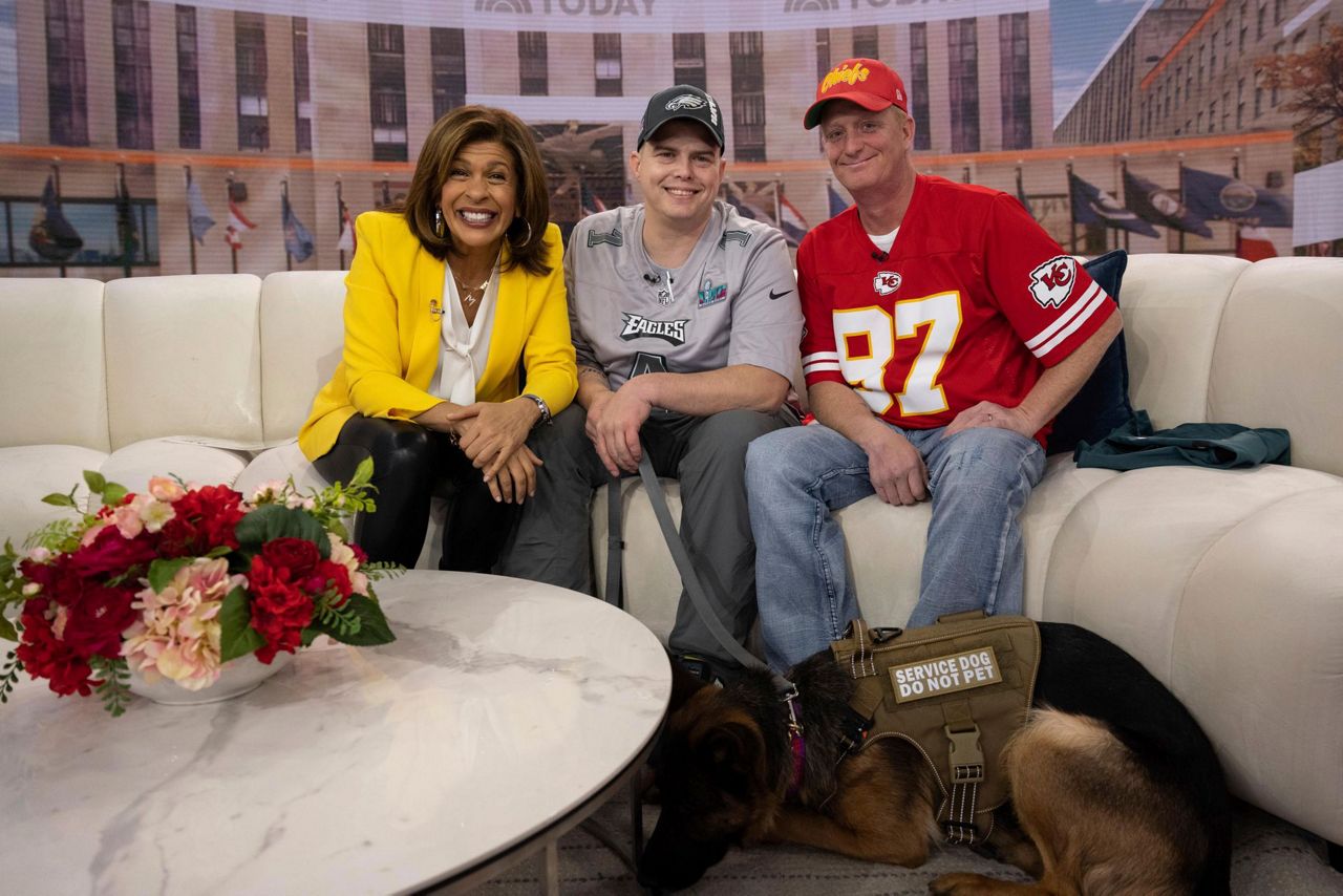 Marines, bonded by kidney donation, now head to Super Bowl