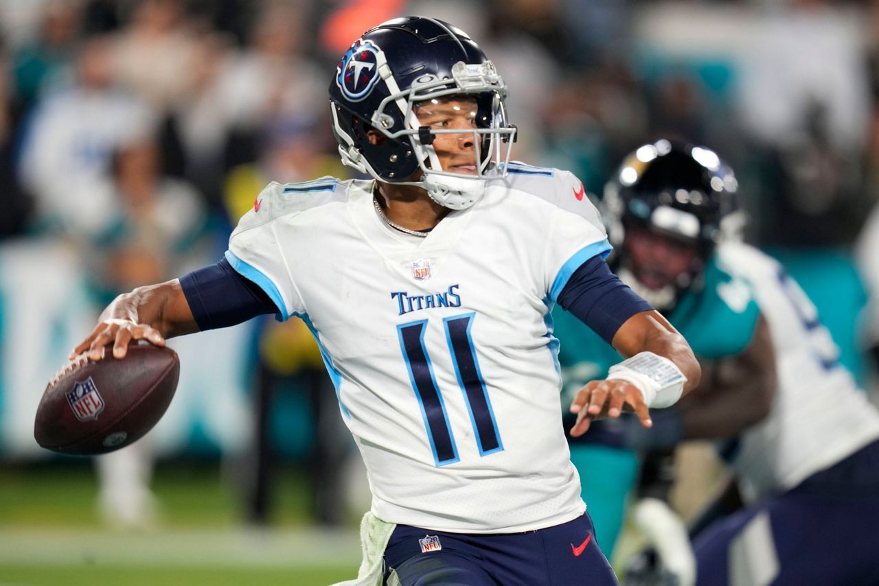 NFL's QB shuffle puts premium on offensive, defensive plans