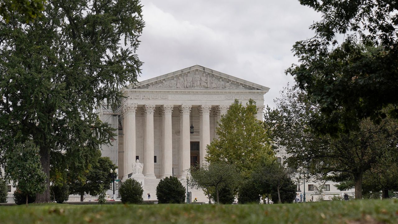 Court lets White House combat controversial social media