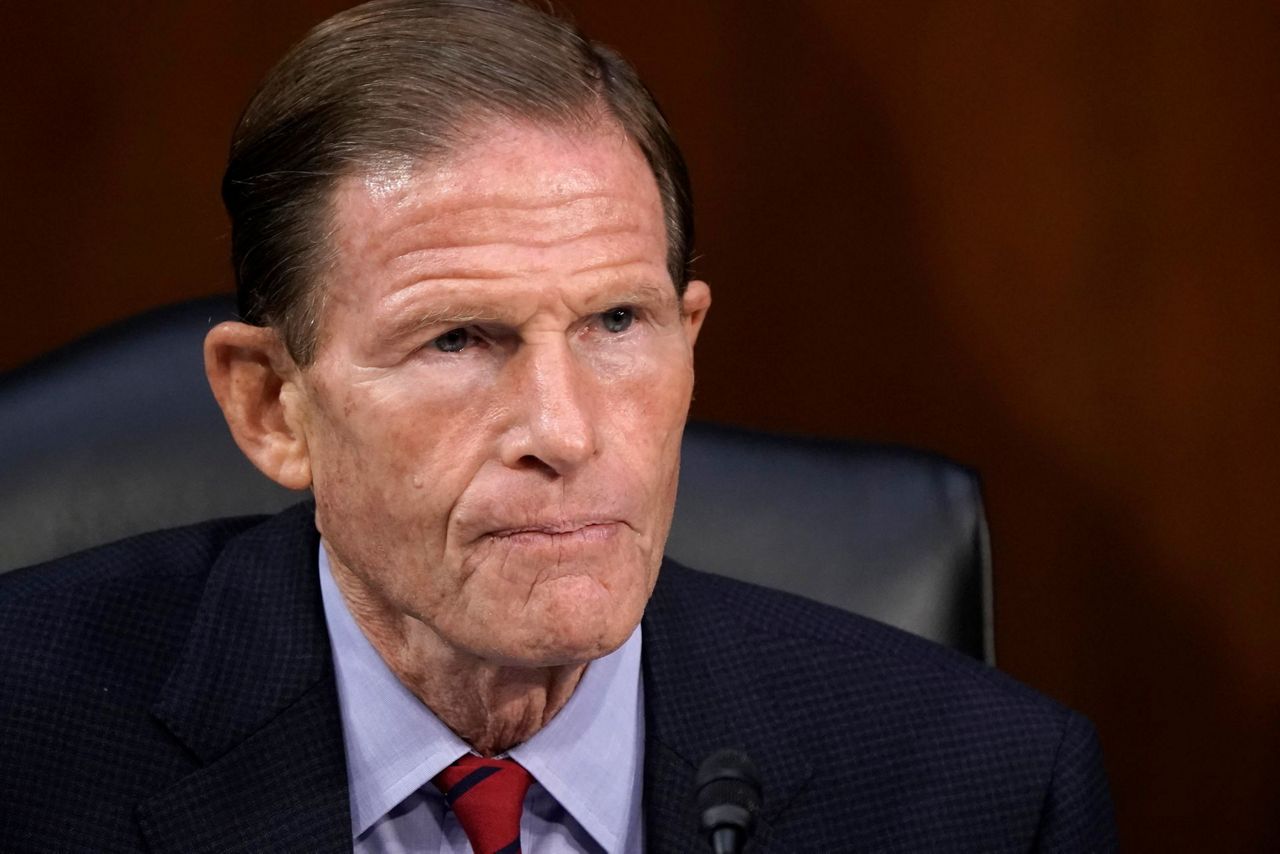 Senate Judiciary to consider Barrett ahead of vote next week