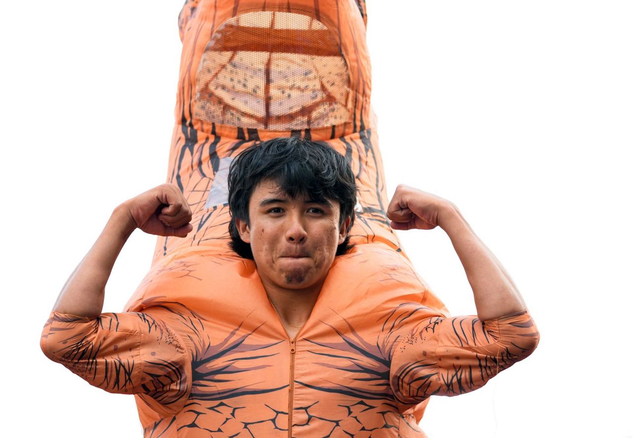 'T. rexes' race to photo finish at Washington state track