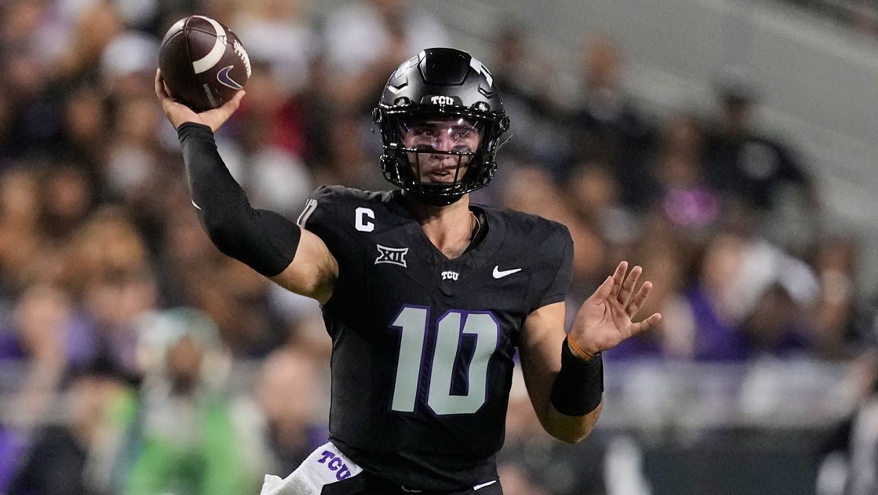 Josh Hoover accounts for 5 TDs as TCU beats Colorado