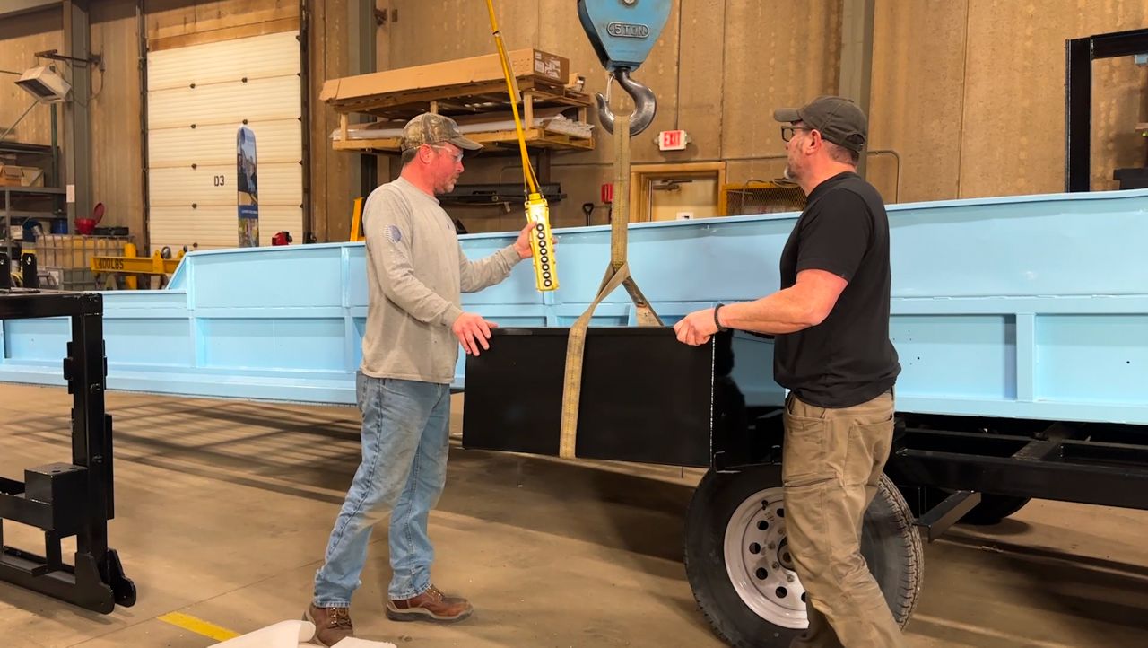 TrashVeyor being rebuilt to clean Milwaukee waterways