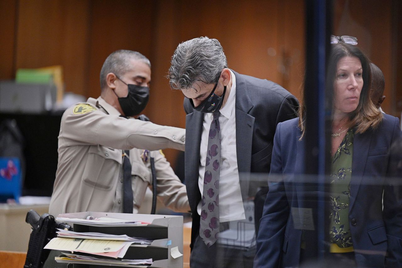 'Scrubs' producer Eric Weinberg pleads not guilty to assault