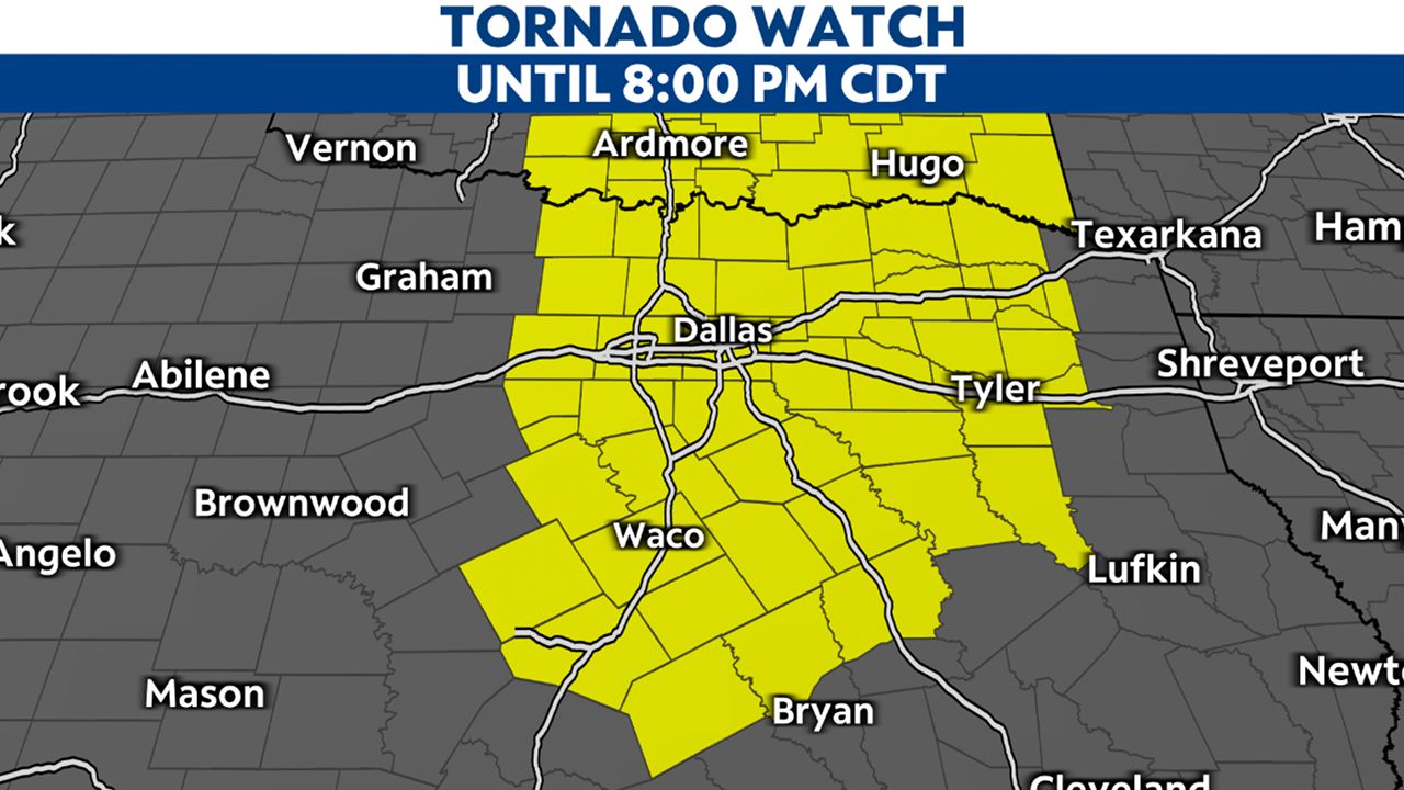 Severe storms move across North Texas