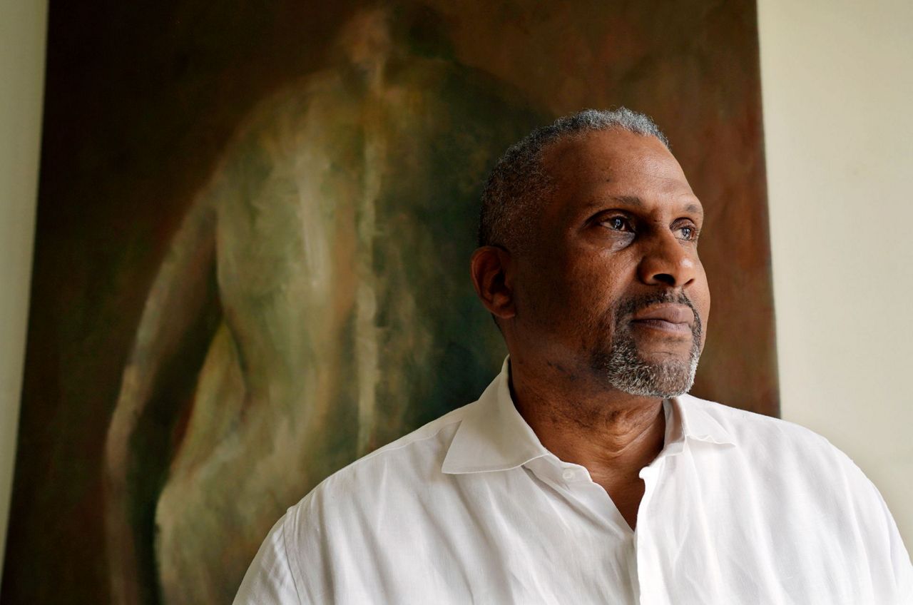 No apology: Tavis Smiley makes comeback bid after PBS firing