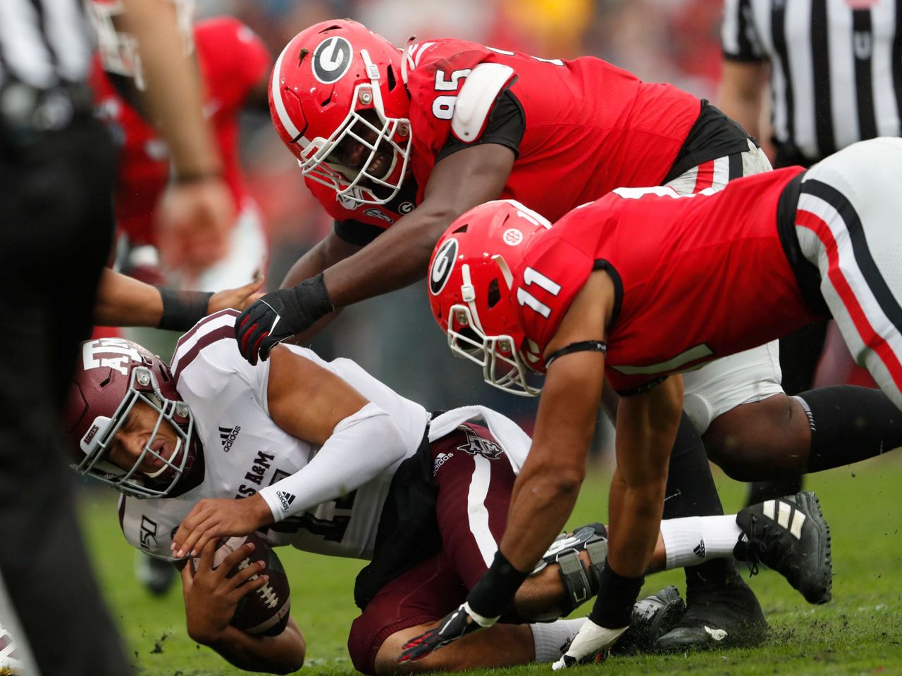 Defense shines, No. 4 Georgia prevails 19-13 vs Texas A&M