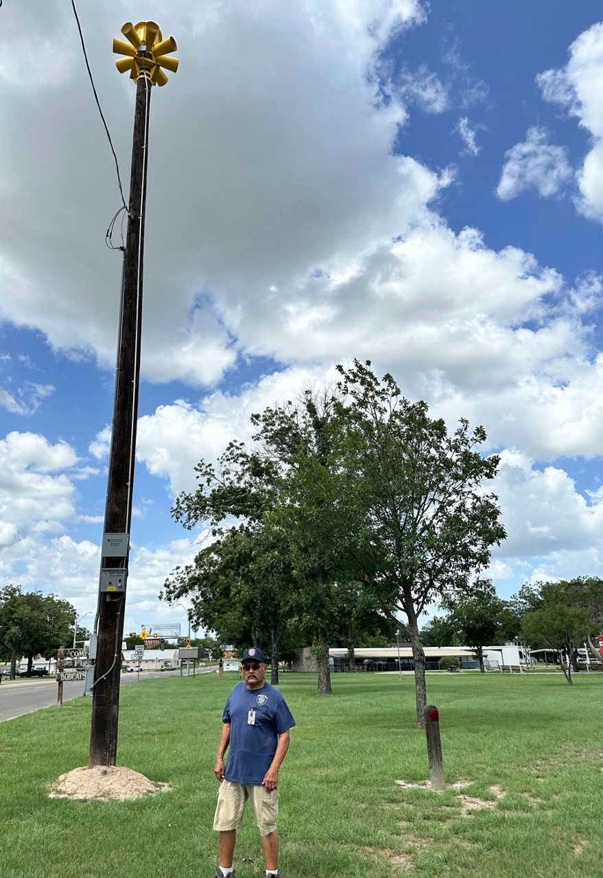 A small Texas community where everyone survived flooding has sirens ...