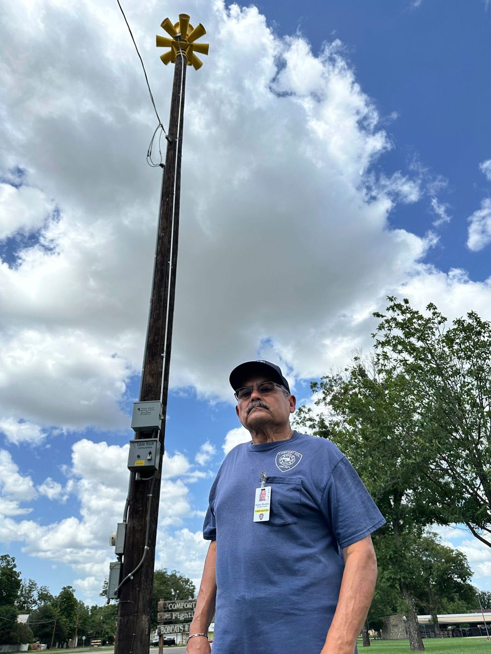A small Texas community where everyone survived flooding has sirens ...