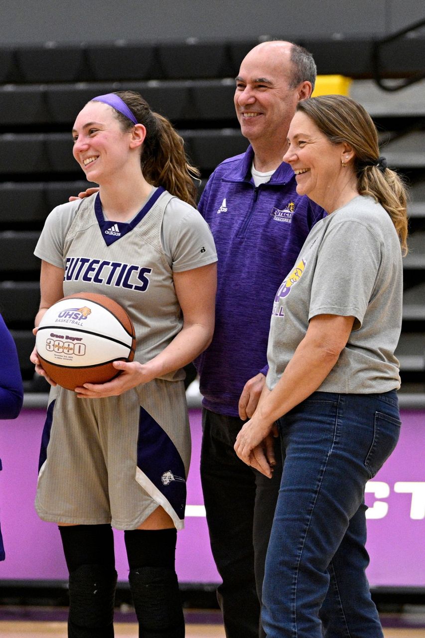 Meet Grace Beyer, the small-school scoring phenom Iowa star Caitlin ...