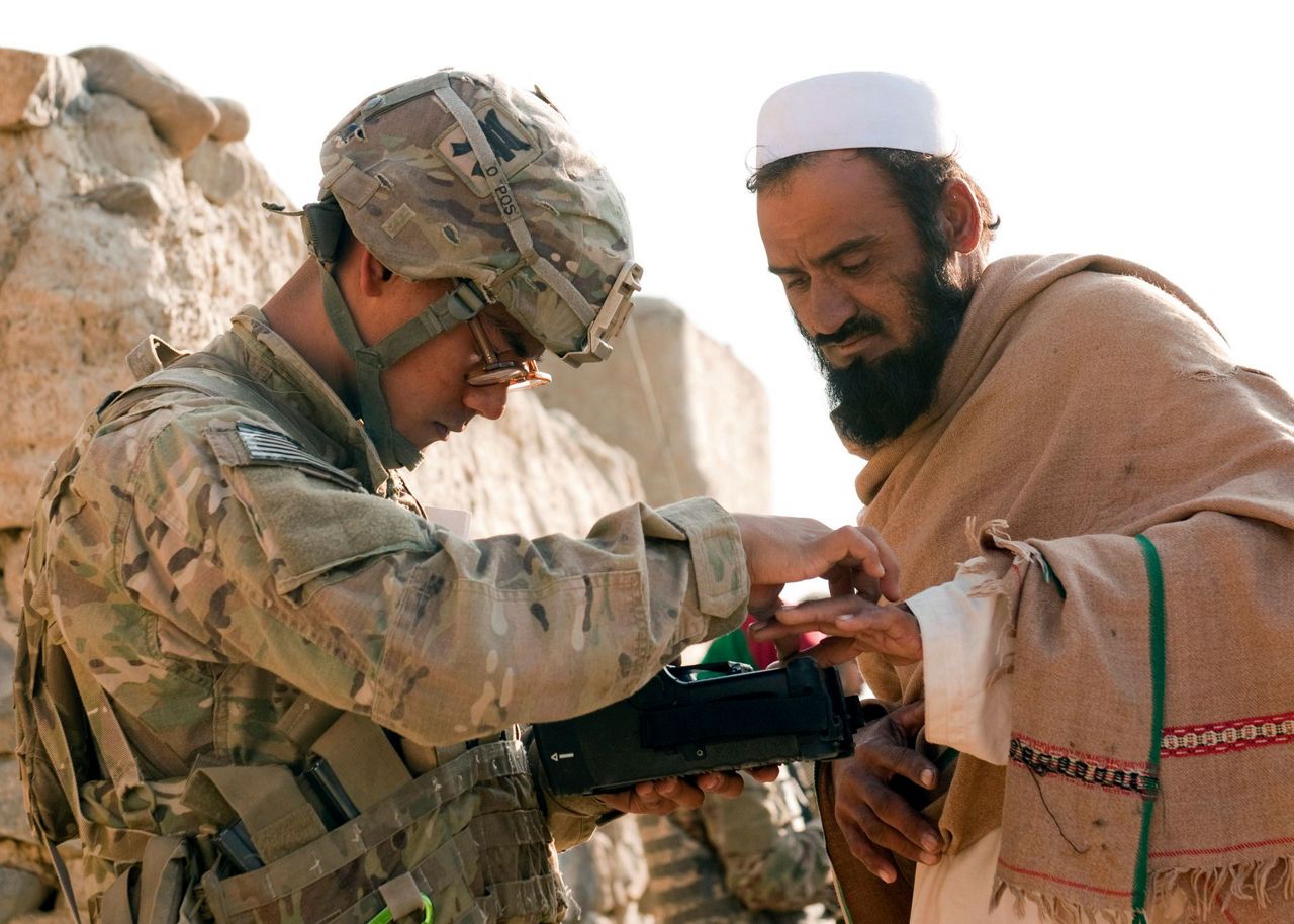 APNewsBreak: Bomb plot suspect was kicked out of the Army