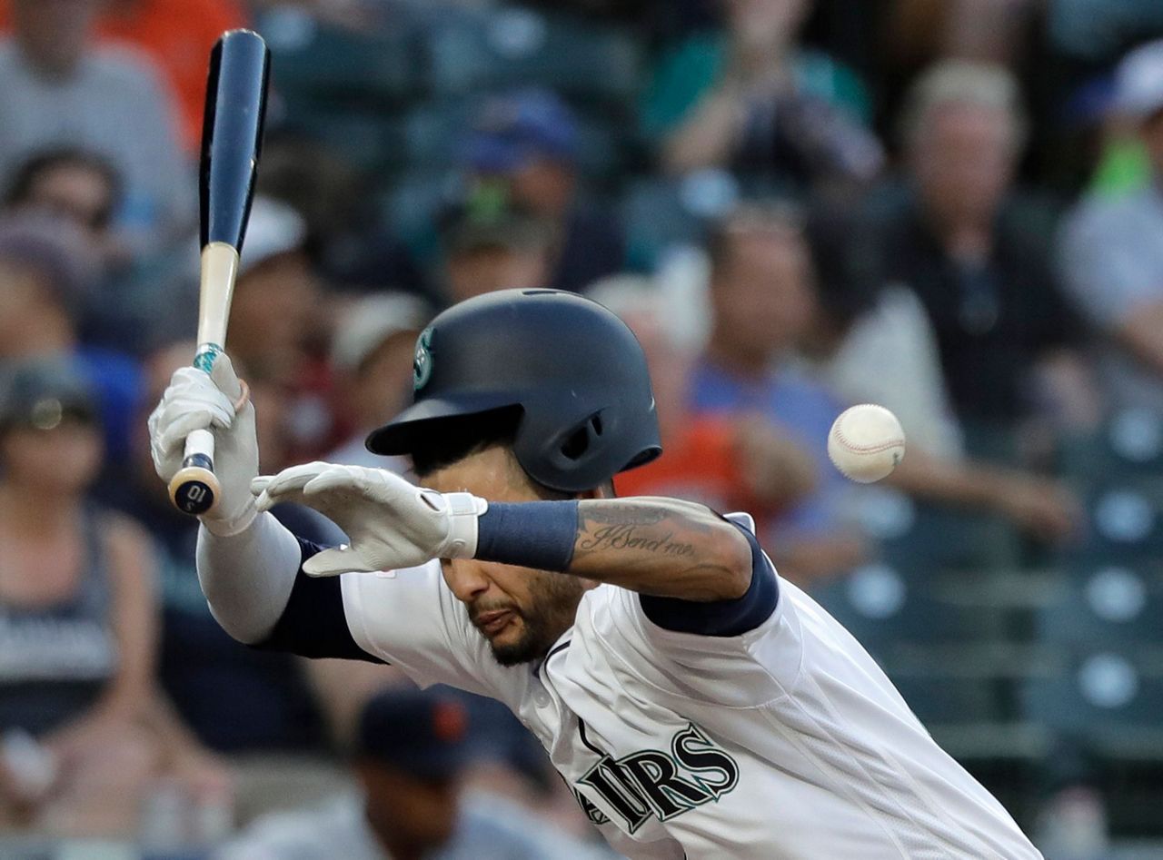 Mariners rookie Tim Lopes beaned in 1st major league start