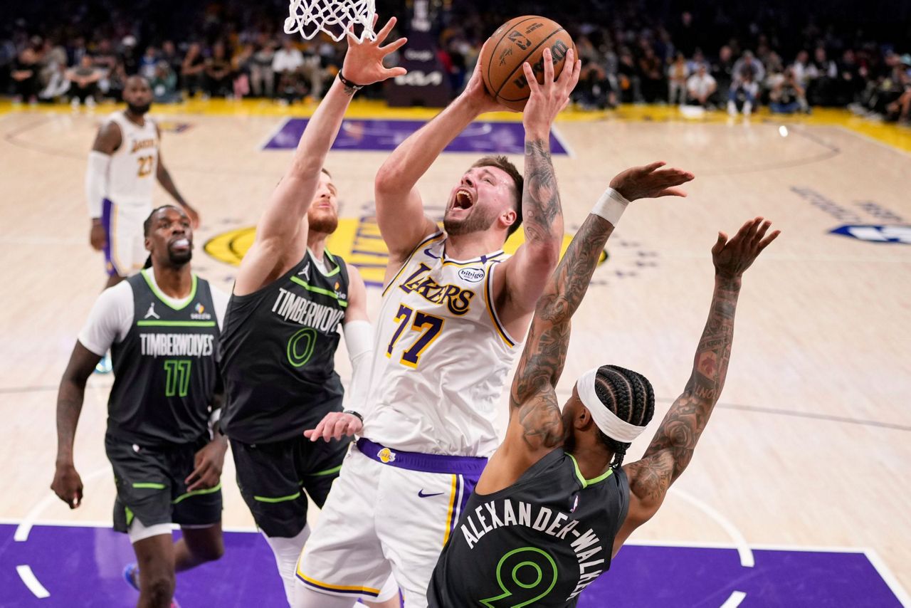 Lakers realize they've got to do some quick work after Timberwolves ...