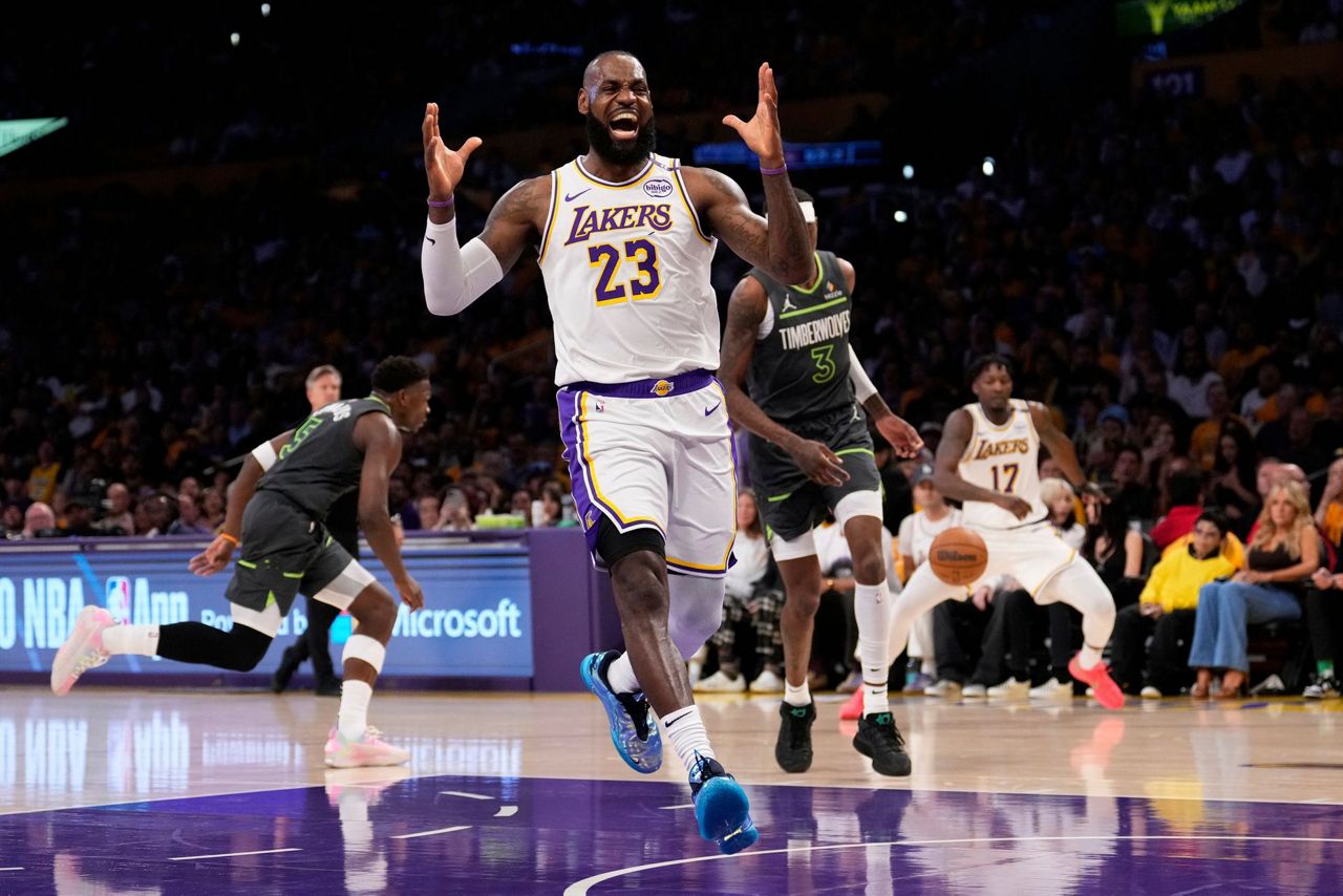 Lakers realize they've got to do some quick work after Timberwolves ...