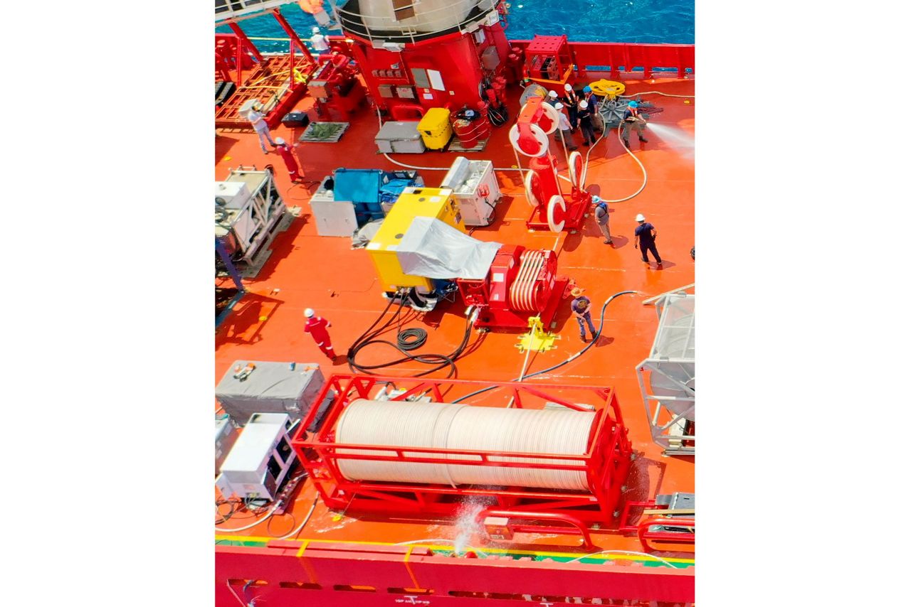 US Navy: Hefty salvage system not required in probe of fatal Titan ...