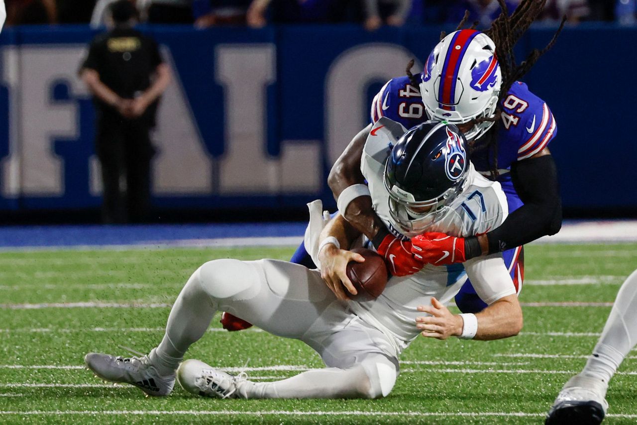 Diggs scores 3 TDs for Bills in 41-7 rout of Titans