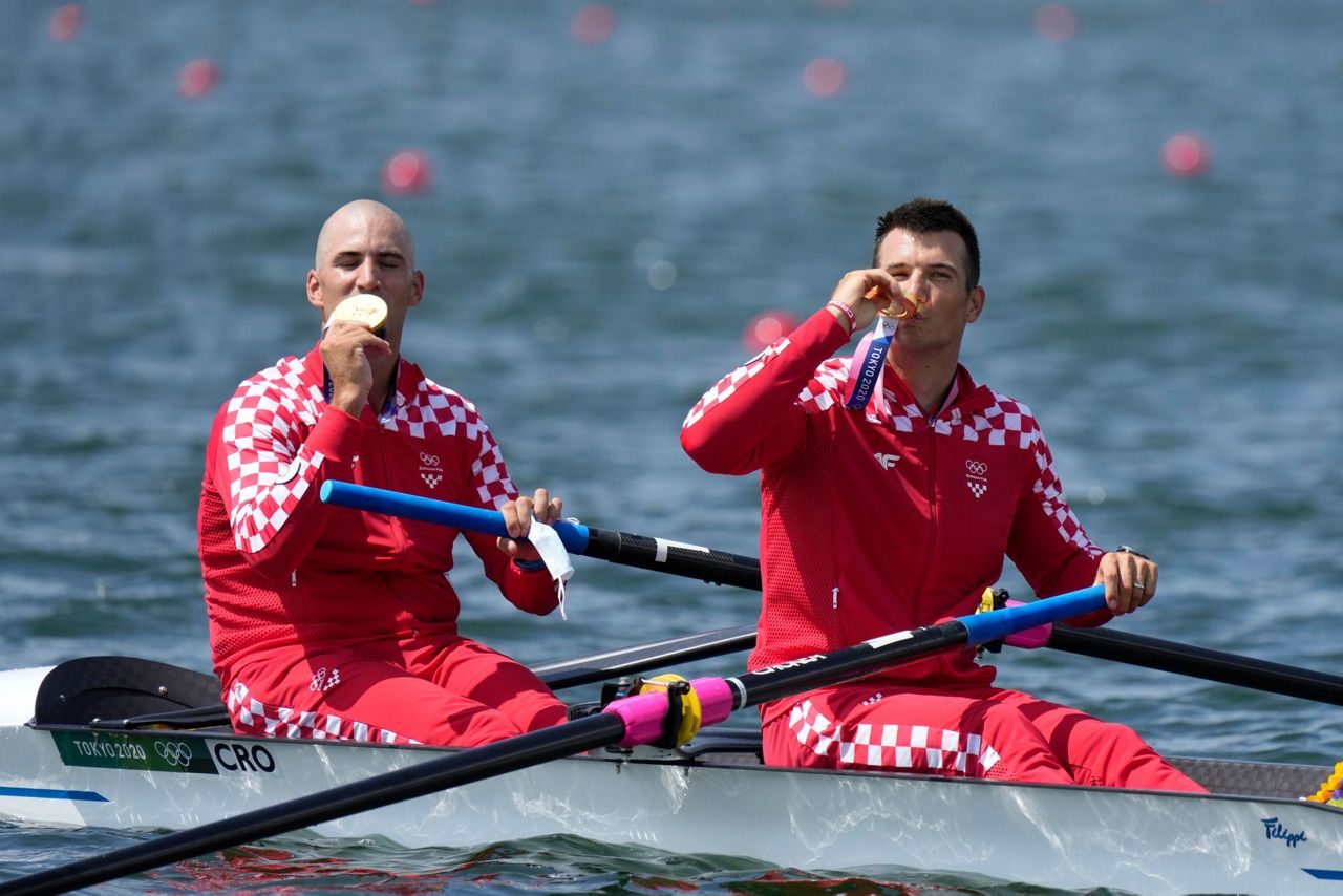 Croatian brothers take Olympic rowing gold in men's pair