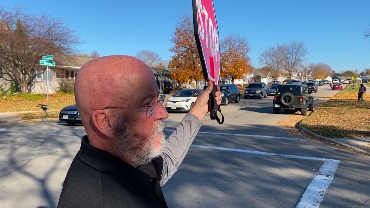 Crossing guard reunites lost children with family