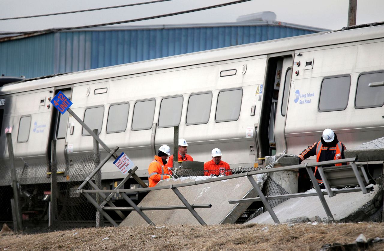 Witness: Driver in train-car crash was fleeing earlier crash