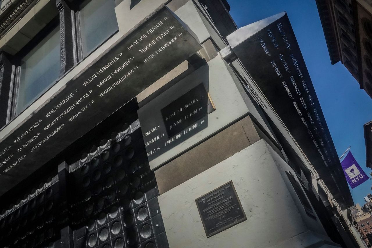 Memorial honors 1911 Triangle Shirtwaist factory fire deaths that ...