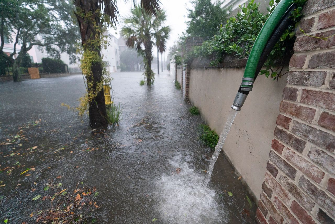 Live Updates: Strong winds in SC ahead of Hurricane Ian