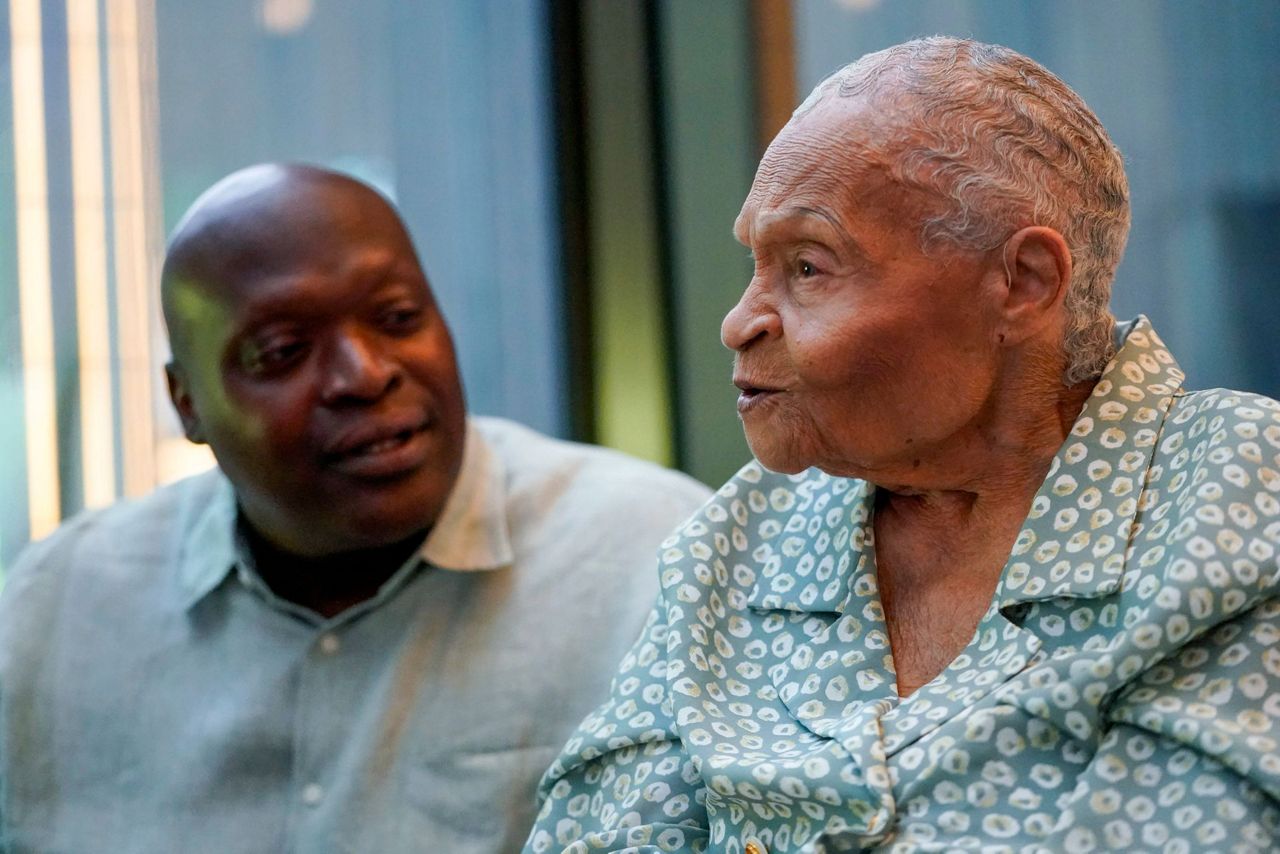 Viola Ford Fletcher, oldest living Tulsa Race Massacre victim ...