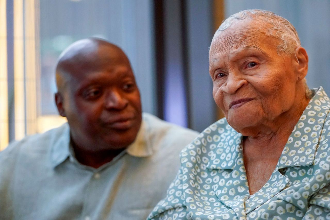 Viola Ford Fletcher, oldest living Tulsa Race Massacre victim ...