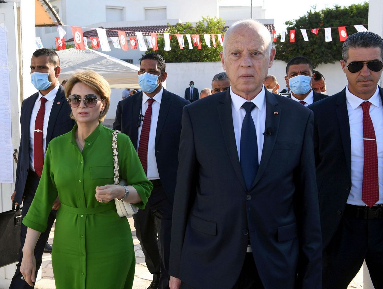 New constitution gives some Tunisians hope, others concern
