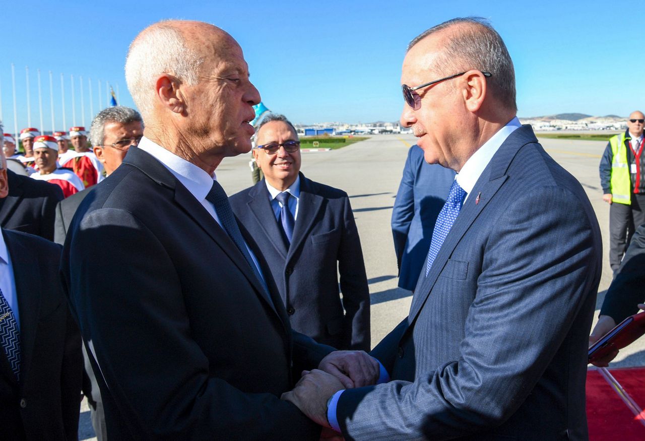 Turkish leader unveils prototypes of 1st domestic car