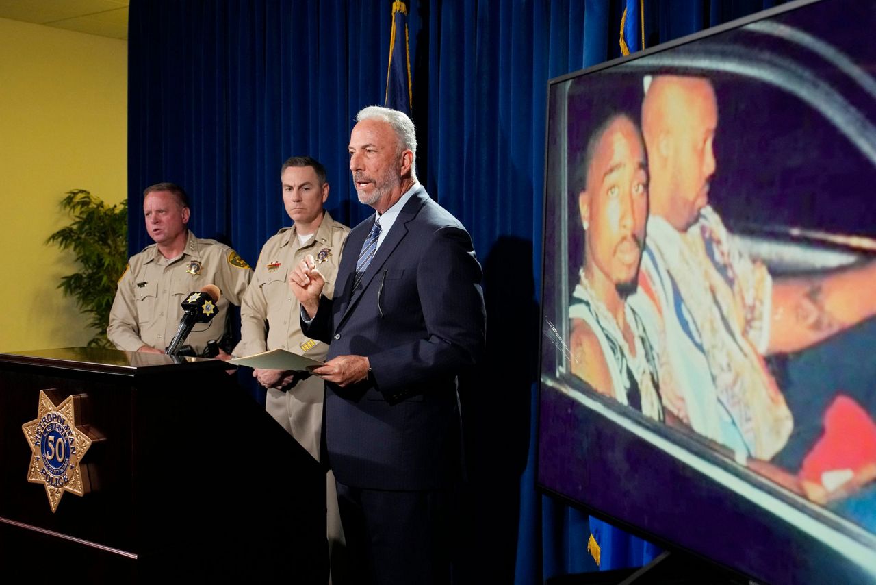 Inside the night that Tupac Shakur was shot, and what led up to the ...